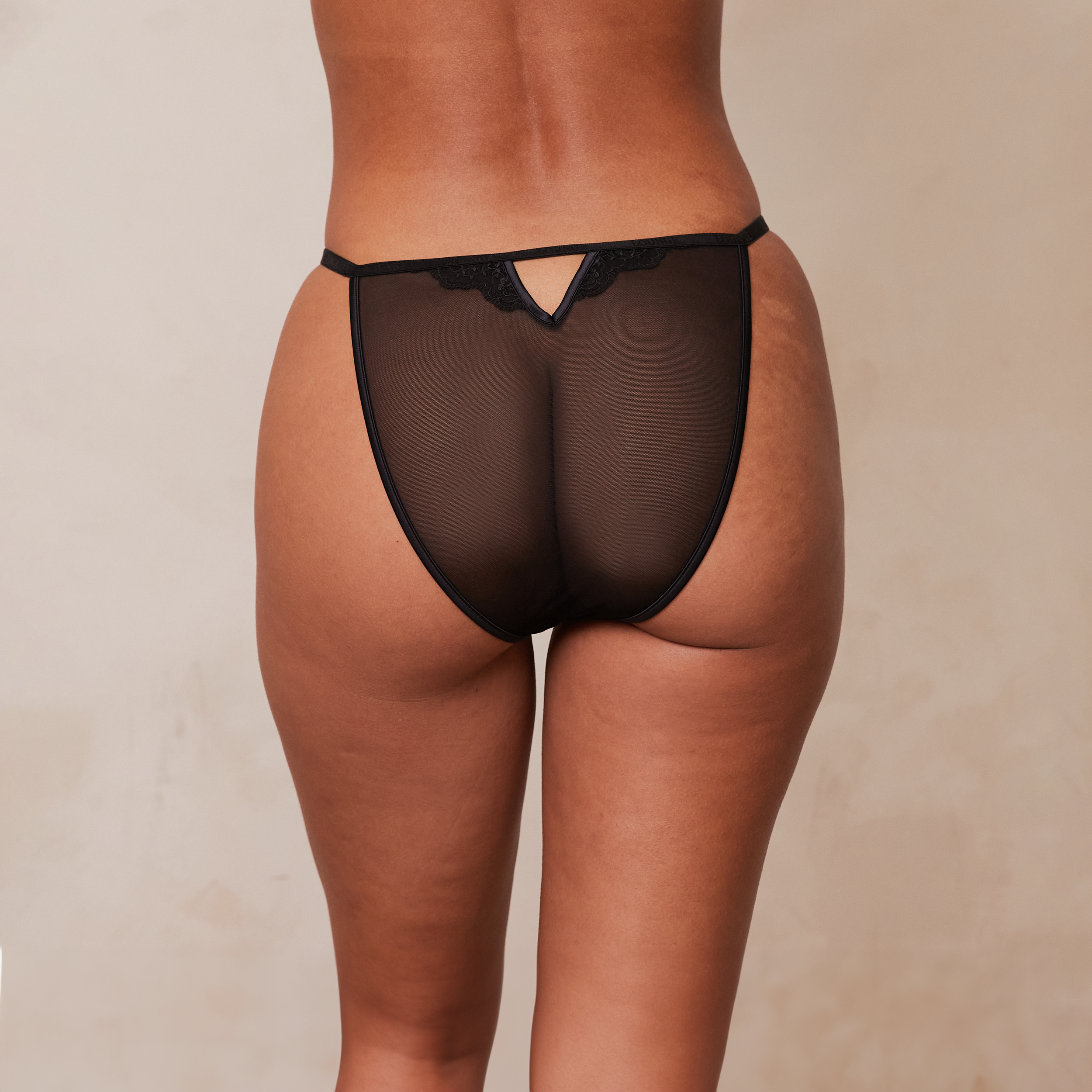 Seduce Front Fastening Balcony Soutien-Gorge et String/Culotte Ensemble - Noir – Lounge Underwear